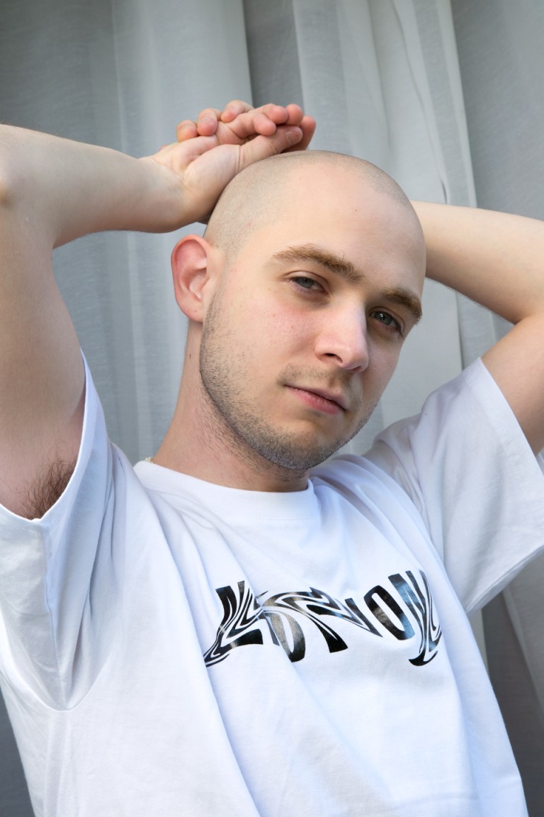 Musiker*in Dan Bodan