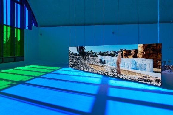Troika: Contemporary Art at SCHIRN Kunsthalle Frankfurt